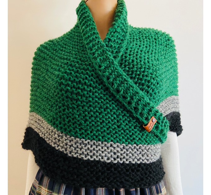 Claire shawl Outlander celtic sontag shawl green alpaca knit shoulder ...